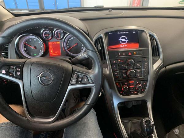 Melns Opel Astra 2014 Kauņa, ar dzinēja tilpumu 1.60 L un nobraukumu 231 tūkst. km par 3500 €, foto 10 vietnē AUTOMOTO.COM.LV