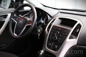 Black Opel Astra 2014 in Riga, with an engine capacity of 1.70 L and mileage of 241 thousand km for 4995 €, photo 13 on AUTOMOTO.COM.LV