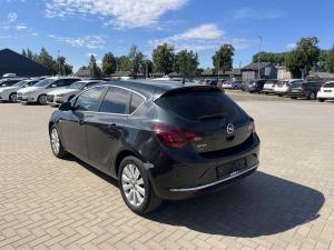 Melns Opel Astra 2014 Tauragė, ar dzinēja tilpumu 1.69 L un nobraukumu 274 tūkst. km par 3400 €, foto 12 vietnē AUTOMOTO.COM.LV
