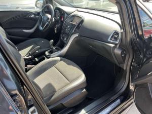 Melns Opel Astra 2014 Tauragė, ar dzinēja tilpumu 1.69 L un nobraukumu 274 tūkst. km par 3400 €, foto 22 vietnē AUTOMOTO.COM.LV