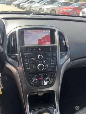 Melns Opel Astra 2014 Tauragė, ar dzinēja tilpumu 1.69 L un nobraukumu 274 tūkst. km par 3400 €, foto 24 vietnē AUTOMOTO.COM.LV