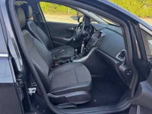 Melns Opel Astra 2014 Panevēža, ar dzinēja tilpumu 1.60 L un nobraukumu 185 tūkst. km par 5100 €, foto 12 vietnē AUTOMOTO.COM.LV