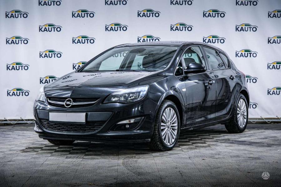 Black Opel Astra 2015 in Kaunas, with an engine capacity of 1.60 L and mileage of 251 thousand km for 4990 €, photo 1 on AUTOMOTO.COM.LV