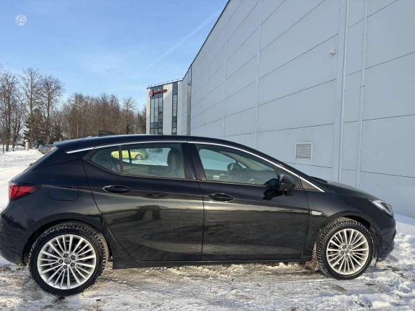 Black Opel Astra 2016 in Kaunas, with an engine capacity of 1.60 L and mileage of 165 thousand km for 6500 €, photo 5 on AUTOMOTO.COM.LV
