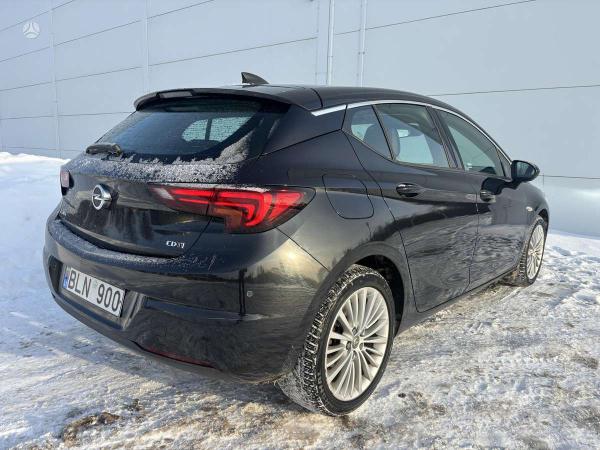 Black Opel Astra 2016 in Kaunas, with an engine capacity of 1.60 L and mileage of 165 thousand km for 6500 €, photo 6 on AUTOMOTO.COM.LV