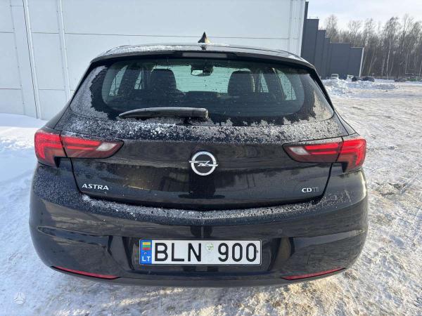 Black Opel Astra 2016 in Kaunas, with an engine capacity of 1.60 L and mileage of 165 thousand km for 6500 €, photo 7 on AUTOMOTO.COM.LV