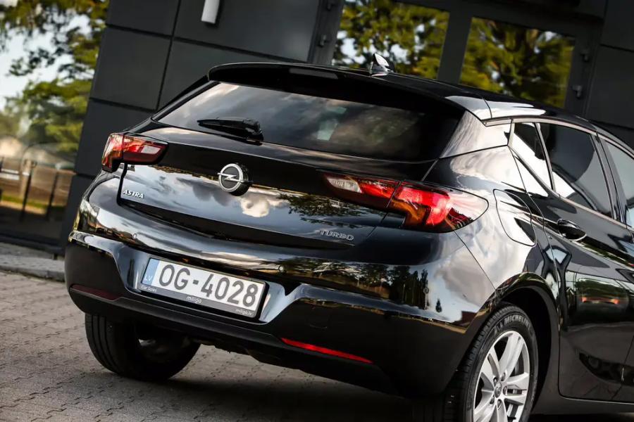 Melns Opel Astra 2016 Jelgava, ar dzinēja tilpumu 1.00 L un nobraukumu 184 tūkst. km par 6950 €, foto 7 vietnē AUTOMOTO.COM.LV