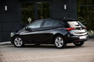 Melns Opel Astra 2016 Jelgava, ar dzinēja tilpumu 1.00 L un nobraukumu 184 tūkst. km par 6950 €, foto 11 vietnē AUTOMOTO.COM.LV