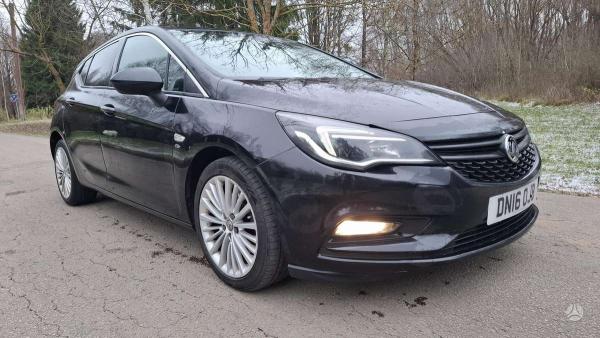 Melns Opel Astra 2016 Šauļi, ar dzinēja tilpumu 1.60 L un nobraukumu 167 tūkst. km par 2999 €, foto 3 vietnē AUTOMOTO.COM.LV