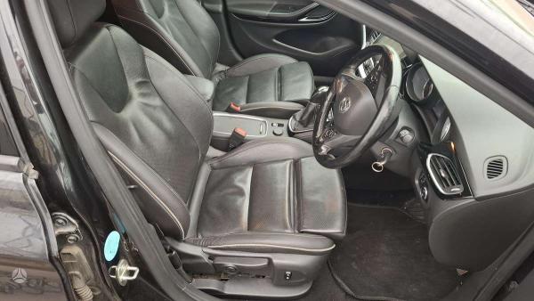 Melns Opel Astra 2016 Šauļi, ar dzinēja tilpumu 1.60 L un nobraukumu 167 tūkst. km par 2999 €, foto 9 vietnē AUTOMOTO.COM.LV