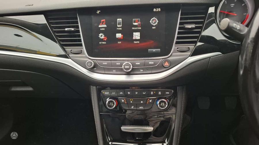 Melns Opel Astra 2016 Šauļi, ar dzinēja tilpumu 1.60 L un nobraukumu 167 tūkst. km par 2999 €, foto 15 vietnē AUTOMOTO.COM.LV