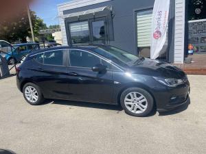 Melns Opel Astra 2016 Klaipėda, ar dzinēja tilpumu 1.60 L un nobraukumu 224 tūkst. km par 4849 €, foto 5 vietnē AUTOMOTO.COM.LV