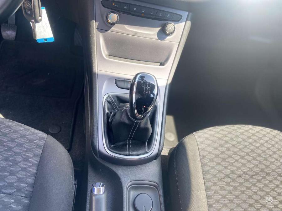Melns Opel Astra 2016 Klaipėda, ar dzinēja tilpumu 1.60 L un nobraukumu 224 tūkst. km par 4849 €, foto 13 vietnē AUTOMOTO.COM.LV