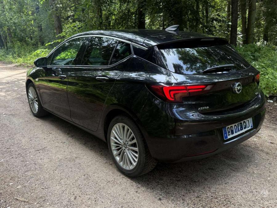 Melns Opel Astra 2016 Tauragė, ar dzinēja tilpumu 1.60 L un nobraukumu 179 tūkst. km par 4600 €, foto 6 vietnē AUTOMOTO.COM.LV