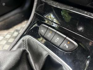 Melns Opel Astra 2016 Tauragė, ar dzinēja tilpumu 1.60 L un nobraukumu 179 tūkst. km par 4600 €, foto 21 vietnē AUTOMOTO.COM.LV