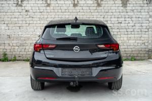 Melns Opel Astra 2016 Liepāja, ar dzinēja tilpumu 1.60 L un nobraukumu 333 tūkst. km par 6500 €, foto 4 vietnē AUTOMOTO.COM.LV
