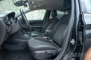 Melns Opel Astra 2016 Liepāja, ar dzinēja tilpumu 1.60 L un nobraukumu 333 tūkst. km par 6500 €, foto 13 vietnē AUTOMOTO.COM.LV