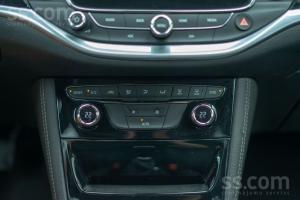 Melns Opel Astra 2016 Liepāja, ar dzinēja tilpumu 1.60 L un nobraukumu 333 tūkst. km par 6500 €, foto 21 vietnē AUTOMOTO.COM.LV