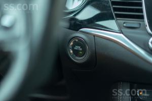 Melns Opel Astra 2016 Liepāja, ar dzinēja tilpumu 1.60 L un nobraukumu 333 tūkst. km par 6500 €, foto 30 vietnē AUTOMOTO.COM.LV