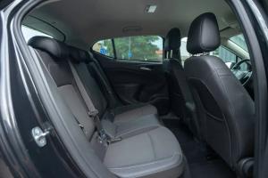 Black Opel Astra 2016 in Liepaja, with an engine capacity of 1.60 L and mileage of 333 thousand km for 6500 €, photo 16 on AUTOMOTO.COM.LV