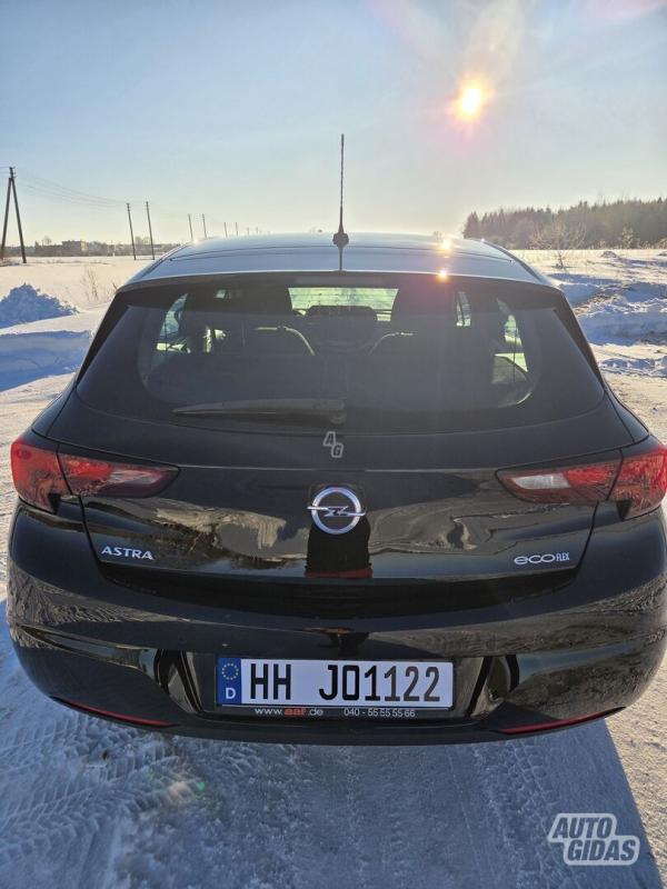 Black Opel Astra 2017 in Vilnius, with an engine capacity of 1.00 L and mileage of 120 thousand km for 5950 €, photo 5 on AUTOMOTO.COM.LV