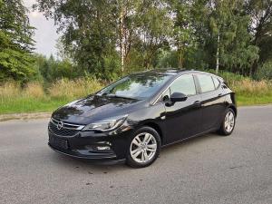 Melns Opel Astra 2017 Kauņa, ar dzinēja tilpumu 1.60 L un nobraukumu 260 tūkst. km par 5989 €, foto  vietnē AUTOMOTO.COM.LV