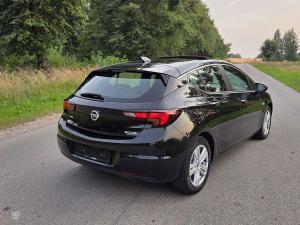 Black Opel Astra 2017 in Kaunas, with an engine capacity of 1.60 L and mileage of 260 thousand km for 5989 €, photo 6 on AUTOMOTO.COM.LV