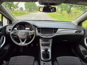Black Opel Astra 2017 in Kaunas, with an engine capacity of 1.60 L and mileage of 260 thousand km for 5989 €, photo 14 on AUTOMOTO.COM.LV