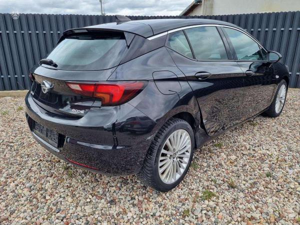 Melns Opel Astra 2017 Alīta, ar dzinēja tilpumu 1.60 L un nobraukumu 169 tūkst. km par 3900 €, foto 4 vietnē AUTOMOTO.COM.LV