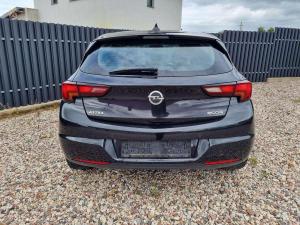 Melns Opel Astra 2017 Alīta, ar dzinēja tilpumu 1.60 L un nobraukumu 169 tūkst. km par 3900 €, foto 7 vietnē AUTOMOTO.COM.LV