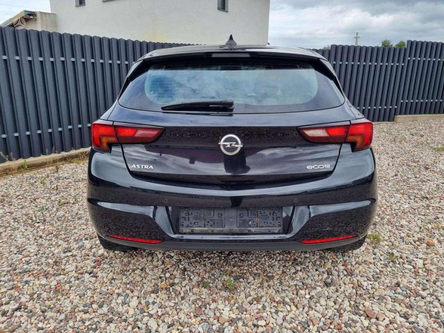 Melns Opel Astra 2017 Alīta, ar dzinēja tilpumu 1.60 L un nobraukumu 169 tūkst. km par 3900 €, foto 7 vietnē AUTOMOTO.COM.LV