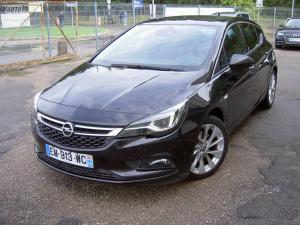 Black Opel Astra 2017 in Vilnius, with an engine capacity of 1.60 L and mileage of 191 thousand km for 7599 €, photo  on AUTOMOTO.COM.LV