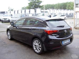 Black Opel Astra 2017 in Vilnius, with an engine capacity of 1.60 L and mileage of 191 thousand km for 7599 €, photo 11 on AUTOMOTO.COM.LV