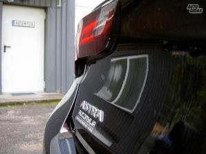 Black Opel Astra 2017 in Vilnius, with an engine capacity of 1.60 L and mileage of 191 thousand km for 7599 €, photo 16 on AUTOMOTO.COM.LV