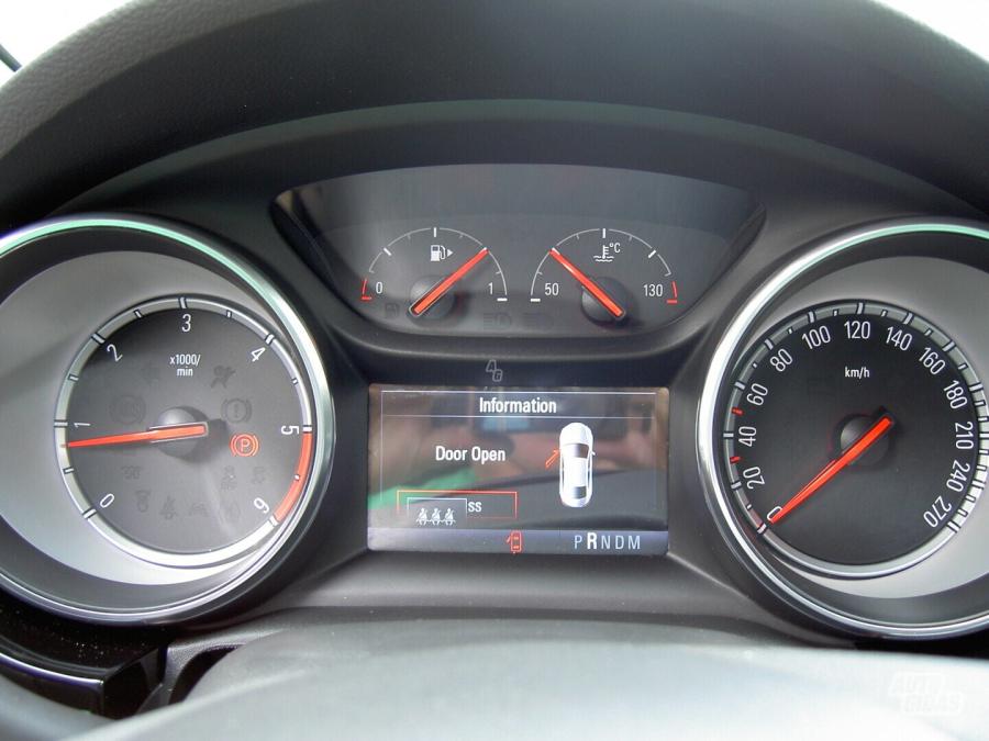 Black Opel Astra 2017 in Vilnius, with an engine capacity of 1.60 L and mileage of 191 thousand km for 7599 €, photo 17 on AUTOMOTO.COM.LV