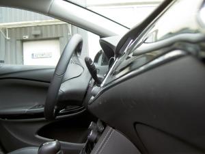 Black Opel Astra 2017 in Vilnius, with an engine capacity of 1.60 L and mileage of 191 thousand km for 7599 €, photo 22 on AUTOMOTO.COM.LV