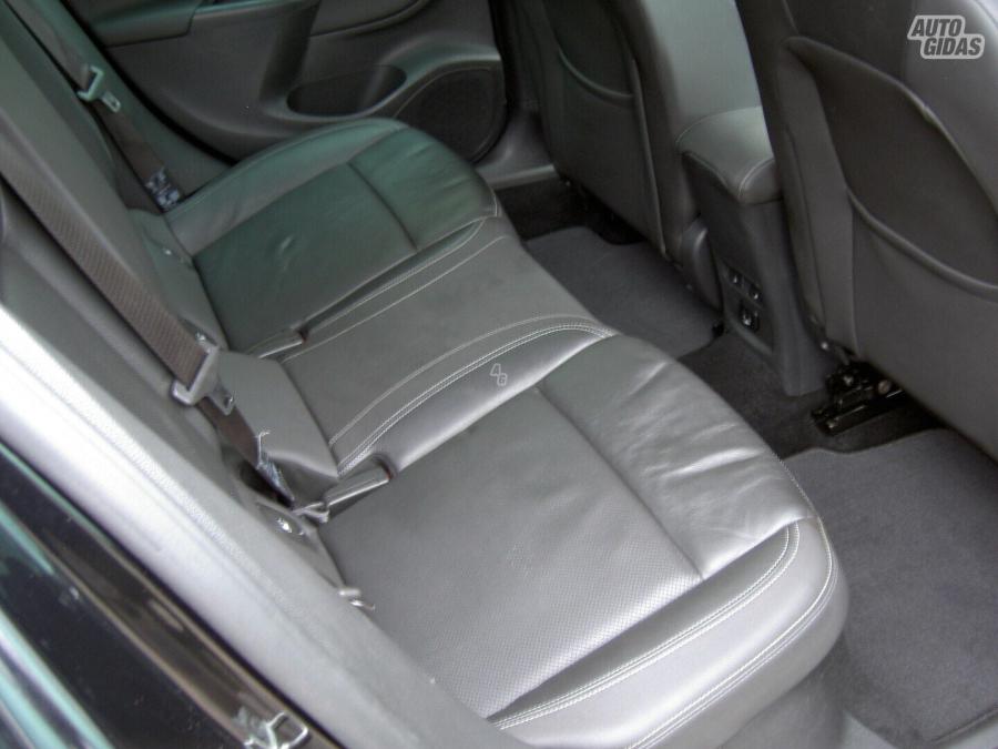 Black Opel Astra 2017 in Vilnius, with an engine capacity of 1.60 L and mileage of 191 thousand km for 7599 €, photo 28 on AUTOMOTO.COM.LV