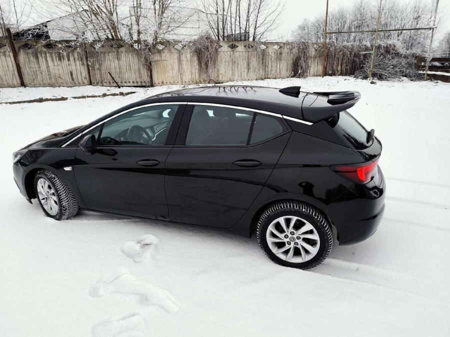 Melns Opel Astra 2018 Marijampole, ar dzinēja tilpumu 1.40 L un nobraukumu 118 tūkst. km par 8500 €, foto 4 vietnē AUTOMOTO.COM.LV