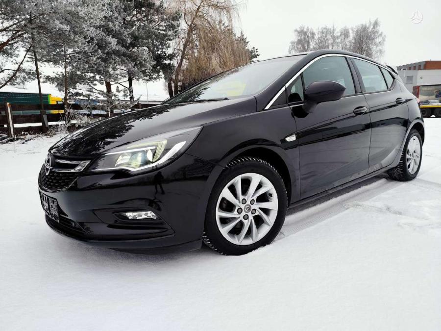 Melns Opel Astra 2018 Marijampole, ar dzinēja tilpumu 1.40 L un nobraukumu 118 tūkst. km par 8500 €, foto 21 vietnē AUTOMOTO.COM.LV