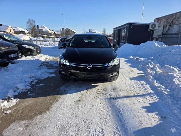 Melns Opel Astra 2018 Šauļi, ar dzinēja tilpumu 1.60 L un nobraukumu 230 tūkst. km par 6500 €, foto 3 vietnē AUTOMOTO.COM.LV