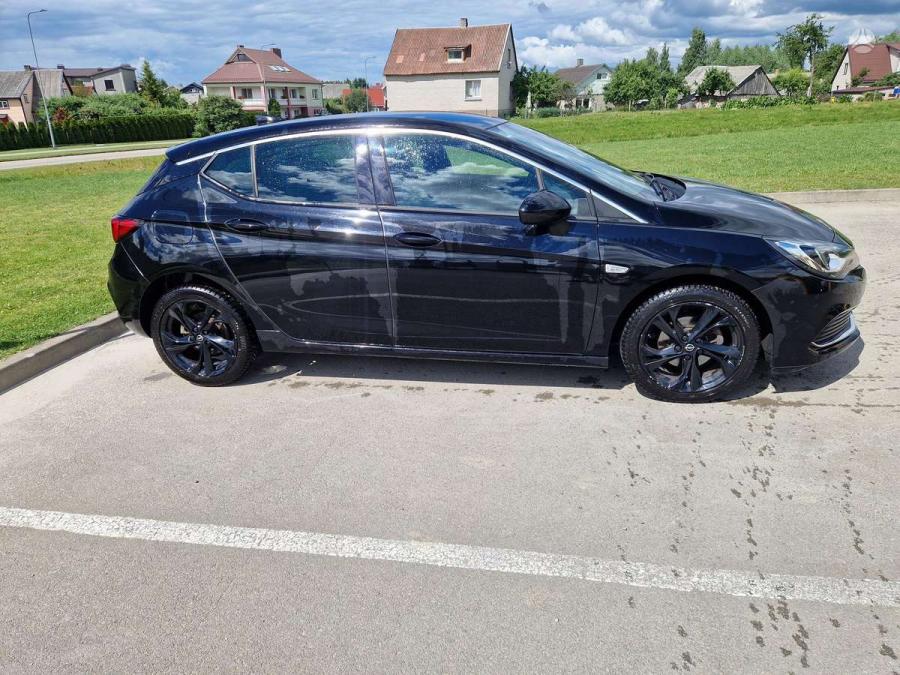 Melns Opel Astra 2018 Kelmė, ar dzinēja tilpumu 1.40 L un nobraukumu 123 tūkst. km par 7800 €, foto 5 vietnē AUTOMOTO.COM.LV