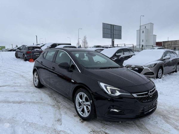Black Opel Astra 2019 in Utena, with an engine capacity of 1.60 L and mileage of 208 thousand km for 7350 €, photo 3 on AUTOMOTO.COM.LV