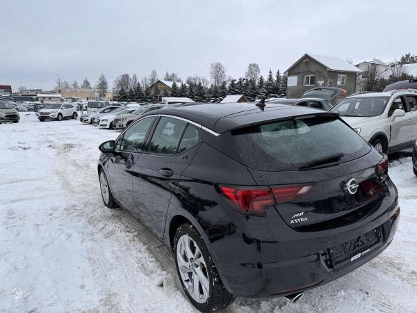 Black Opel Astra 2019 in Utena, with an engine capacity of 1.60 L and mileage of 208 thousand km for 7350 €, photo 6 on AUTOMOTO.COM.LV