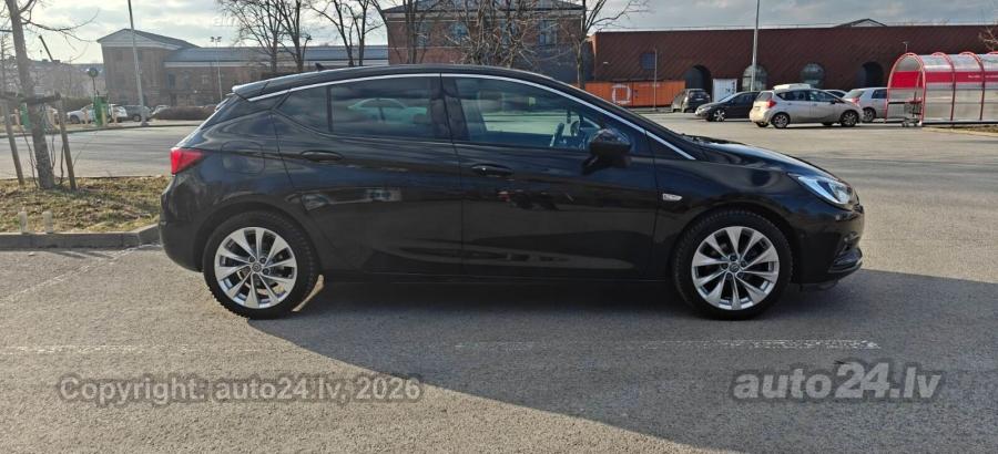 Melns Opel Astra 2019 Tallina, ar dzinēja tilpumu 1.40 L un nobraukumu 200 tūkst. km par 8500 €, foto 12 vietnē AUTOMOTO.COM.LV