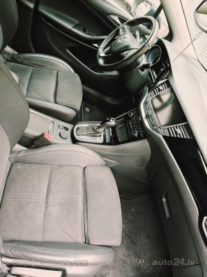 Melns Opel Astra 2019 Tallina, ar dzinēja tilpumu 1.40 L un nobraukumu 200 tūkst. km par 8500 €, foto 18 vietnē AUTOMOTO.COM.LV
