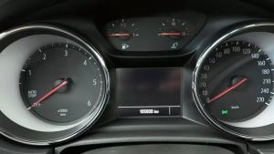 Черный Опель Астра 2019 в Елгава, объемом двигателя 1.60 л и пробегом 106 тыс. км за 3900 €, фото 18 на AUTOMOTO.COM.LV