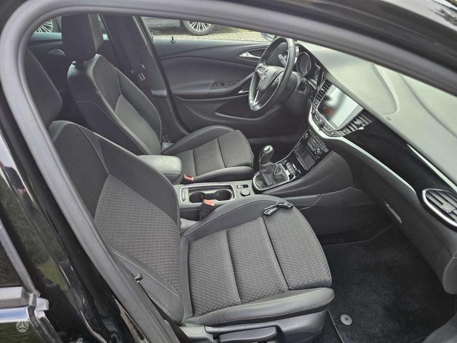 Melns Opel Astra 2019 Ukmergė, ar dzinēja tilpumu 1.60 L un nobraukumu 171 tūkst. km par 6400 €, foto 5 vietnē AUTOMOTO.COM.LV