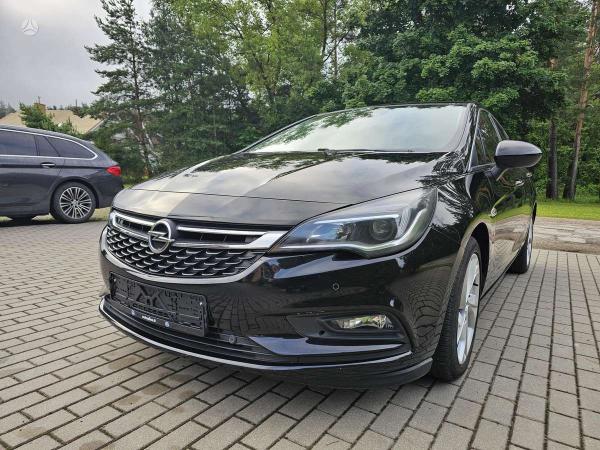 Black Opel Astra 2019 in Ukmerge, with an engine capacity of 1.60 L and mileage of 171 thousand km for 6400 €, photo 5 on AUTOMOTO.COM.LV