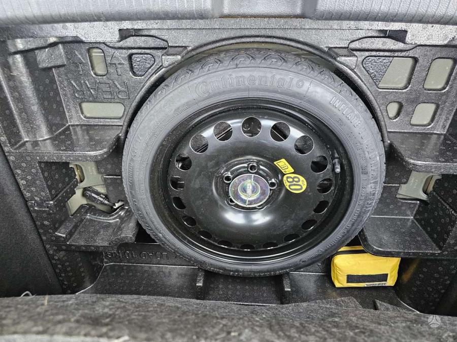 Melns Opel Astra 2019 Ukmergė, ar dzinēja tilpumu 1.60 L un nobraukumu 171 tūkst. km par 6400 €, foto 24 vietnē AUTOMOTO.COM.LV