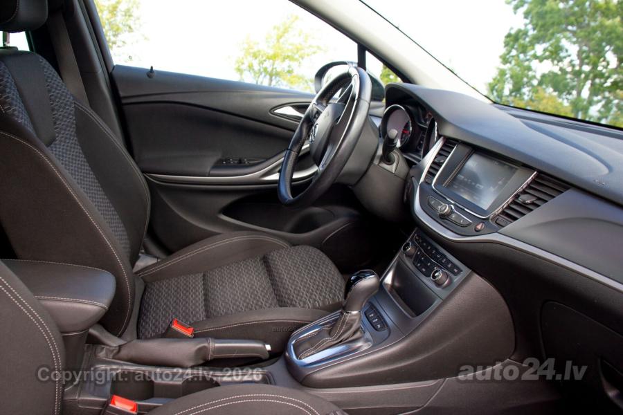 Melns Opel Astra 2019 Tallina, ar dzinēja tilpumu 1.40 L un nobraukumu 110 tūkst. km par 9990 €, foto 9 vietnē AUTOMOTO.COM.LV